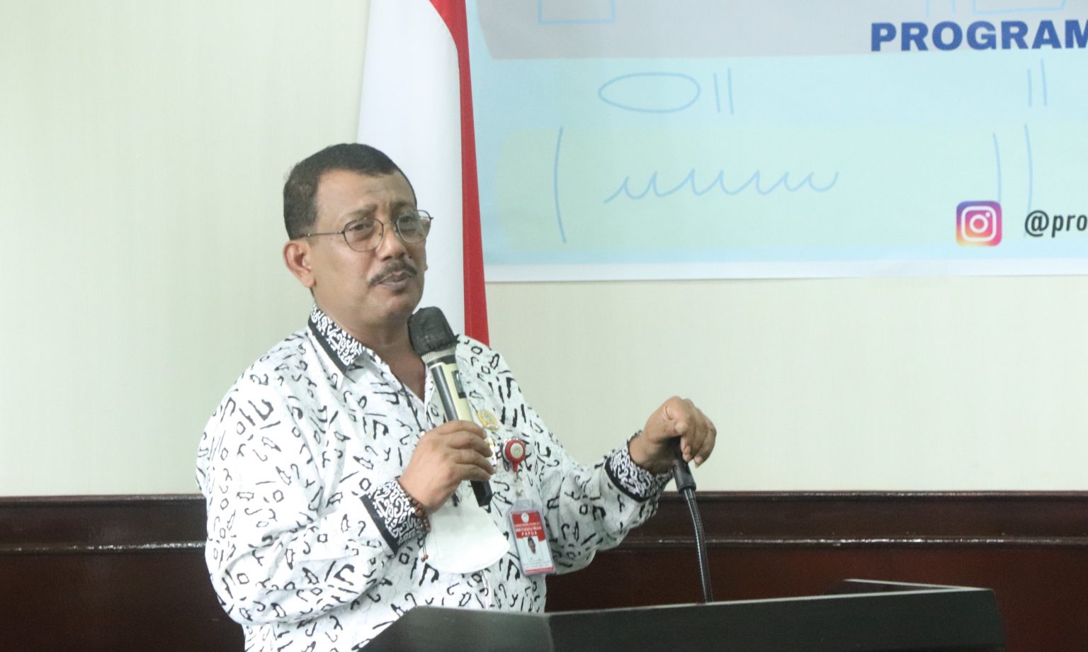 Rektor Minta Mahasiswa Pascasarjana Lebih Komunikatif - IAIN Fattahul ...