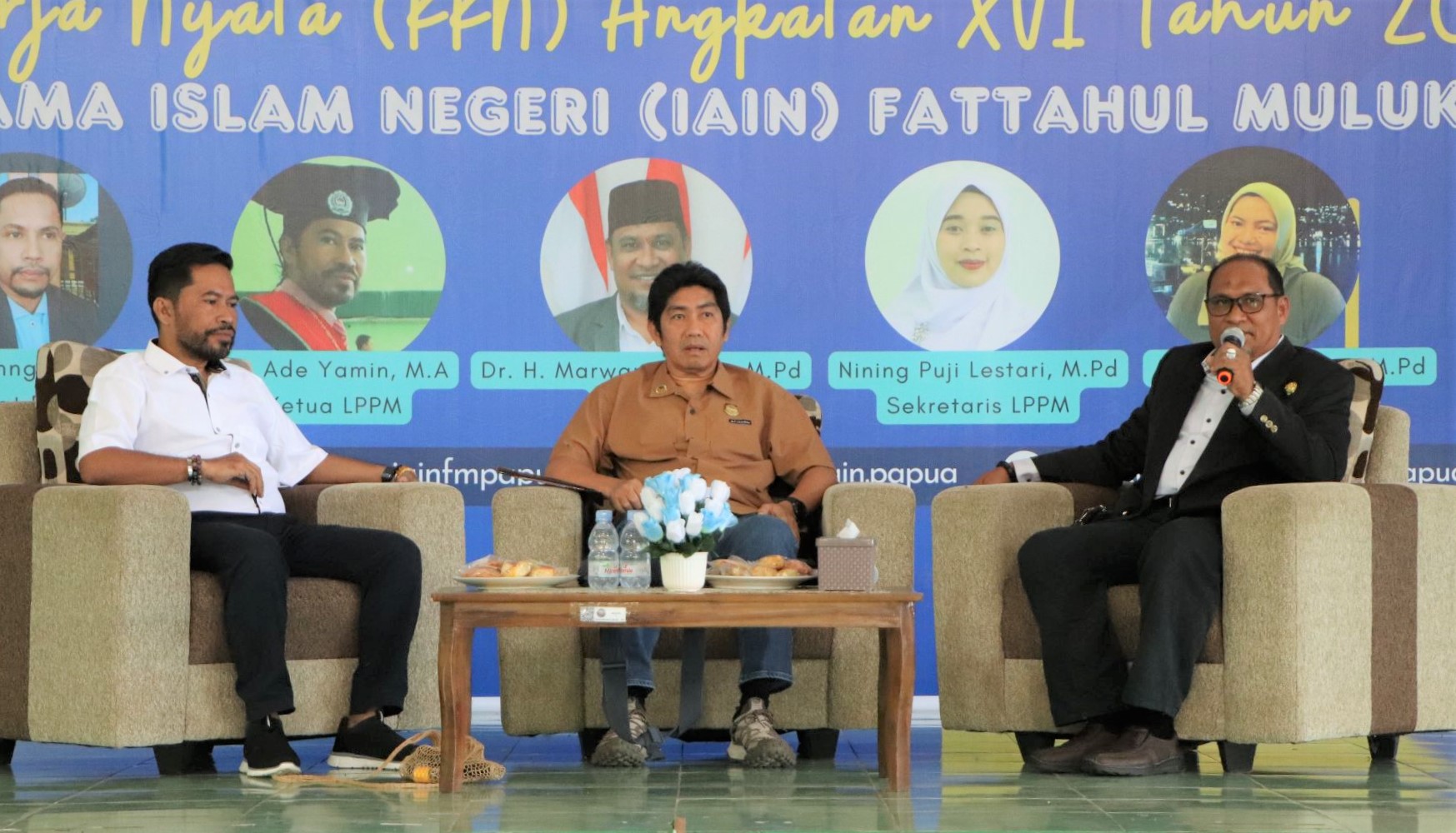 Ketua DPR Papua: Kontribusi Mahasiswa Akan Buat Papua Lebih Baik - IAIN Fattahul Muluk Papua